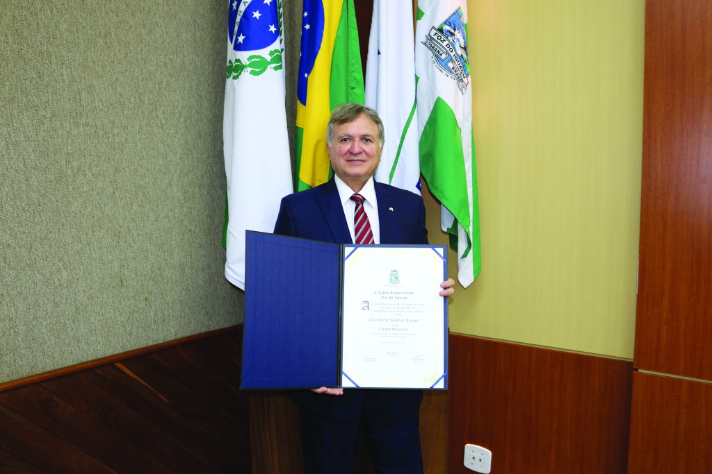 Almirante Risden é o mais novo Cidadão Honorário de Foz