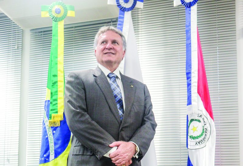 Almirante Risden: trabalho com seriedade e humildade