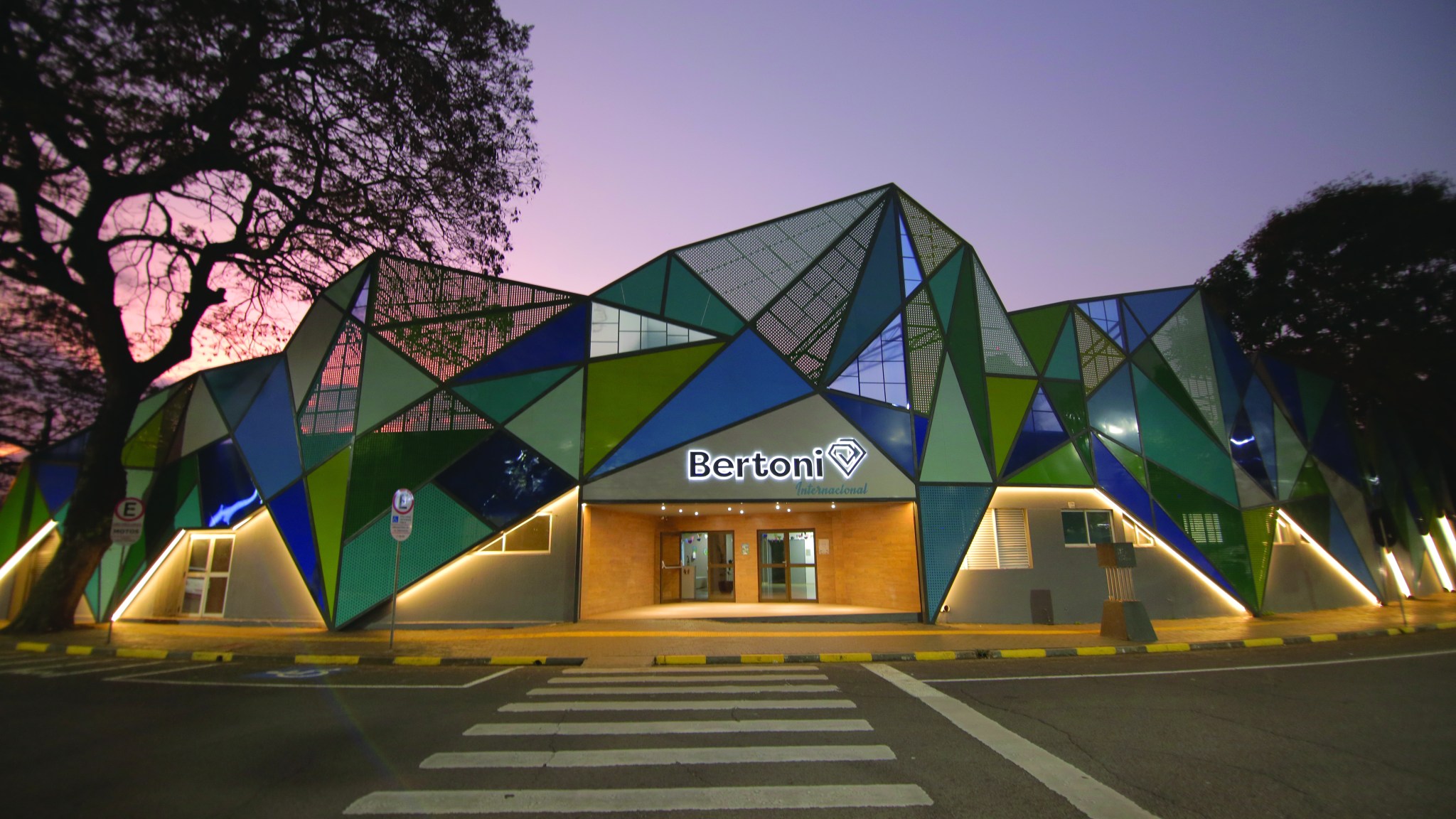 Bertoni Internacional e Olímpiada do Futuro trazem Marcelo Gleiser a Foz