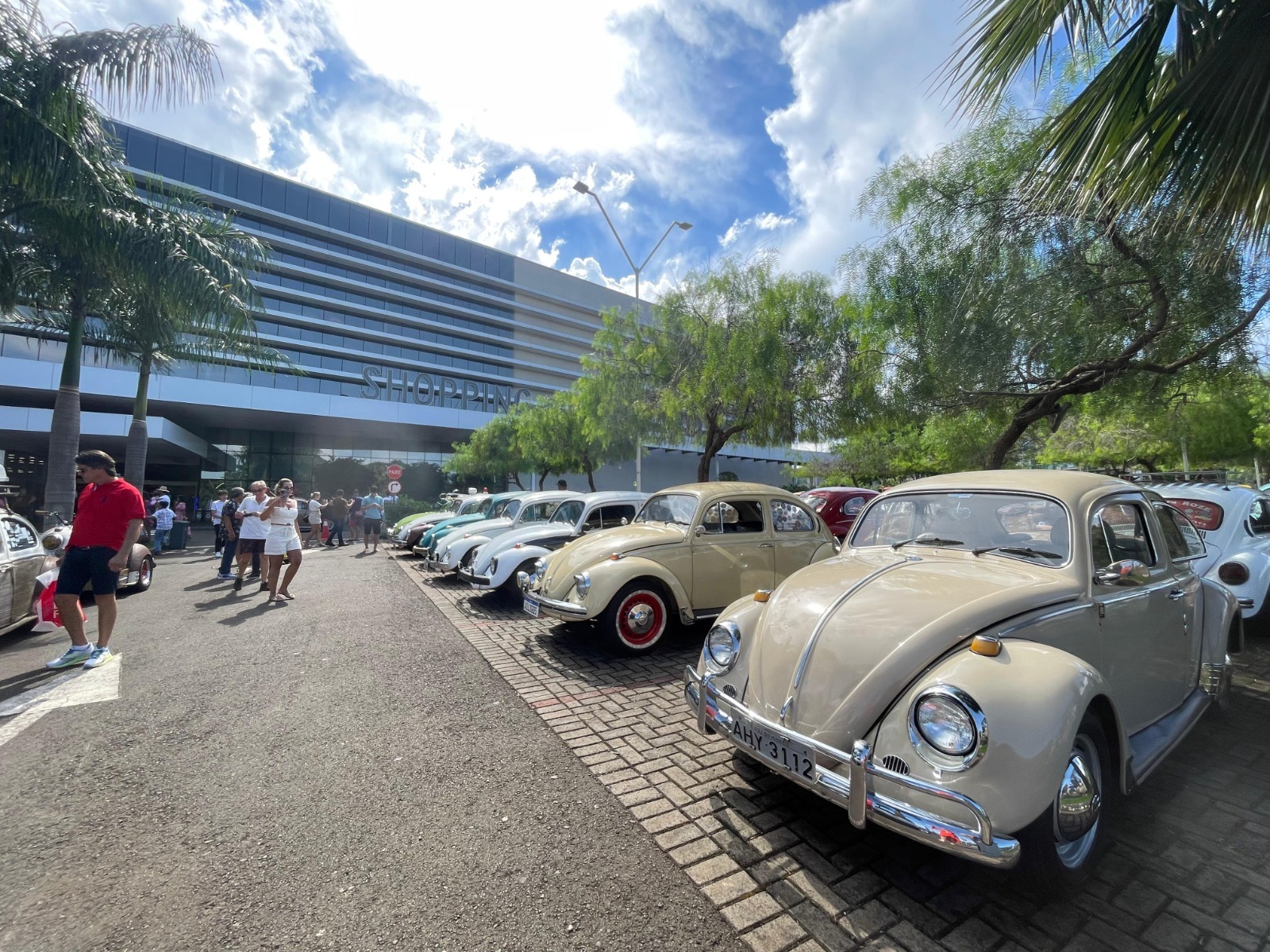 Tradicional exposição de Fuscas acontece neste domingo no Catuaí ...